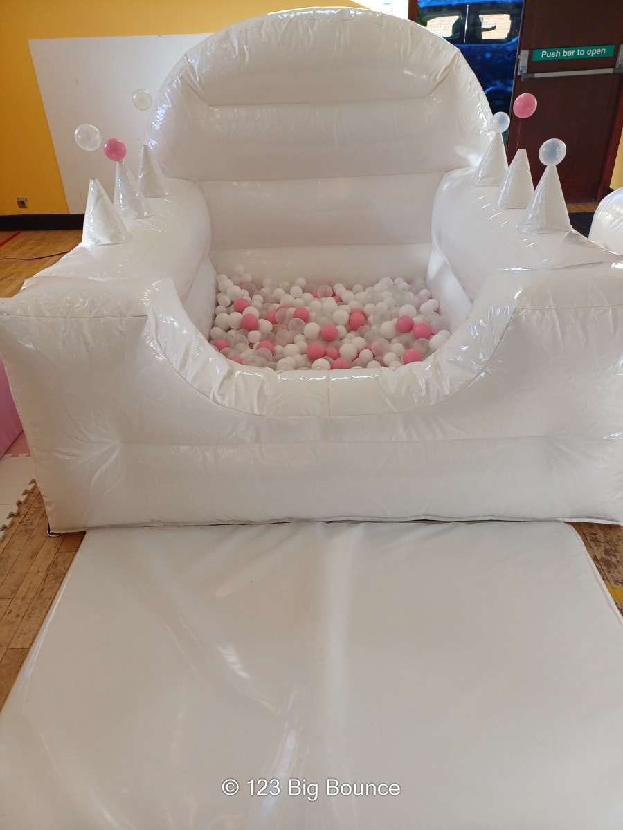 White Inflatable Ball Pit - Bouncy Castle and Soft Play Hire in Luton ...